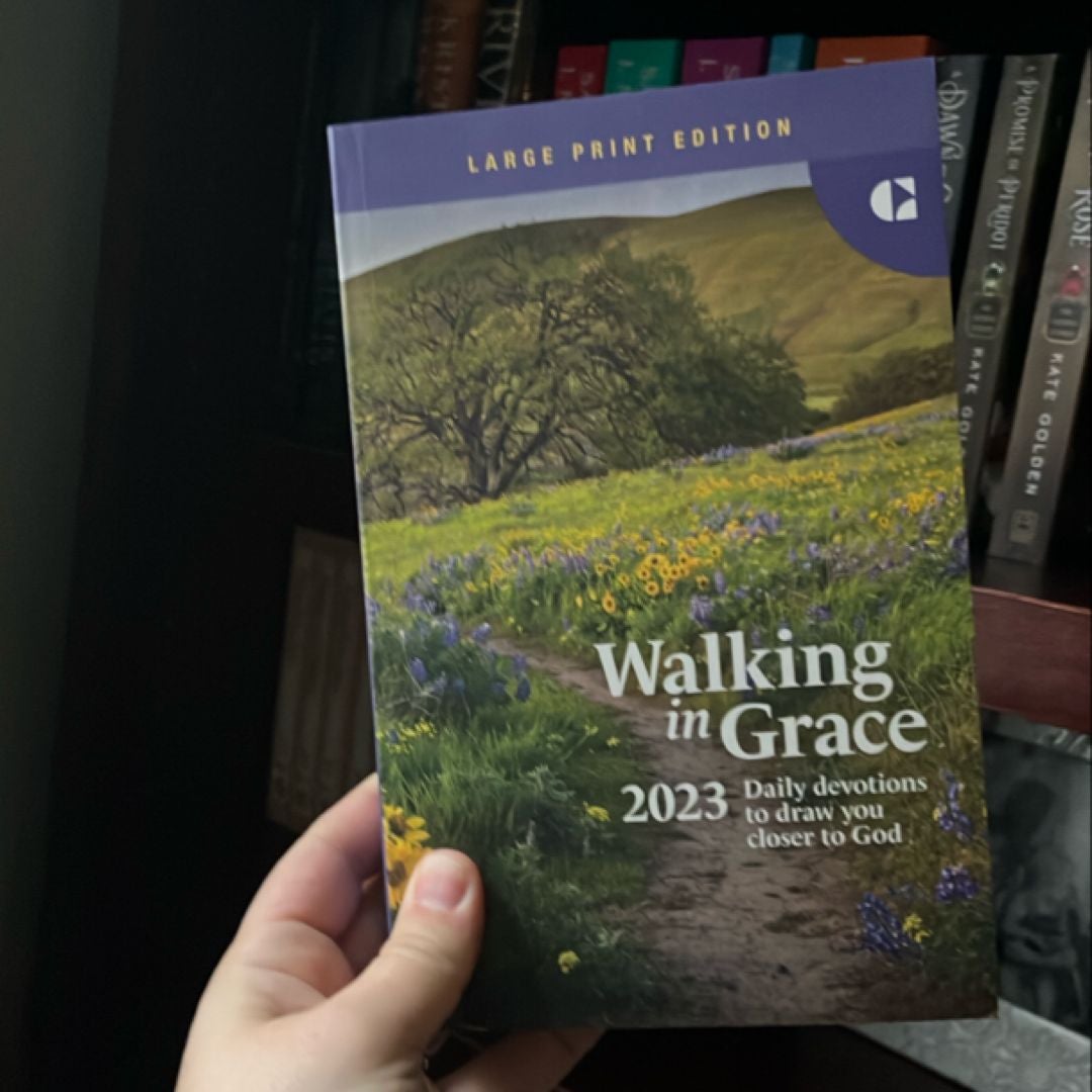 Guidepost Devotional by Various, Paperback | Pangobooks