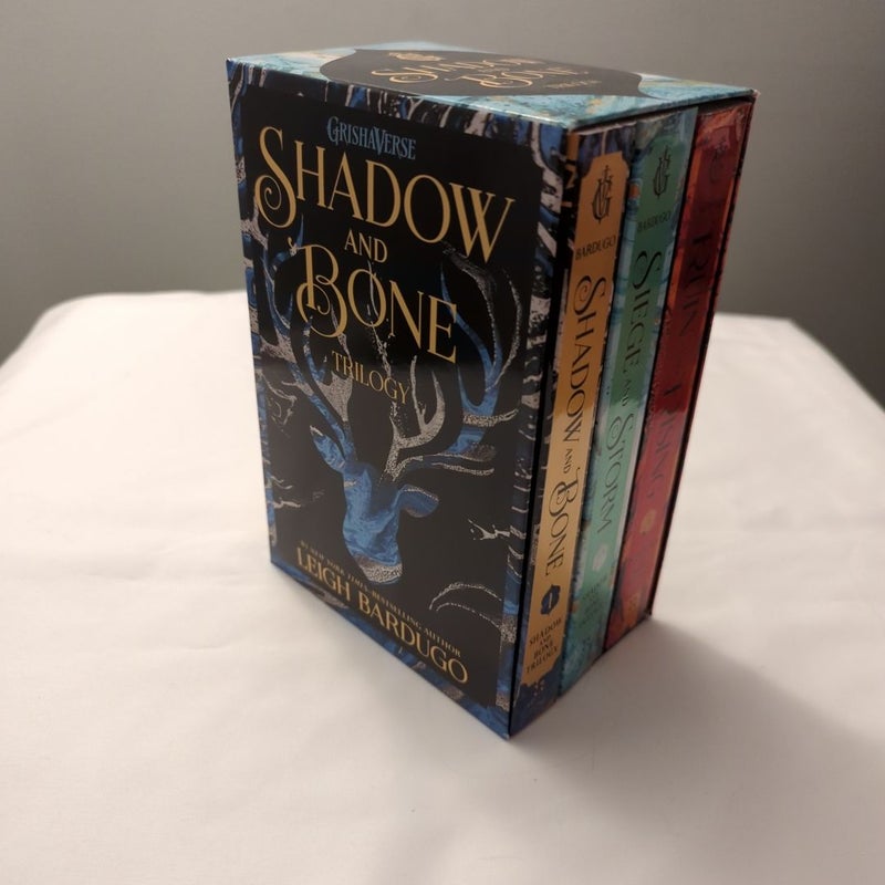The Shadow and Bone Trilogy Boxed Set by Leigh Bardugo, Paperback | Pangobooks