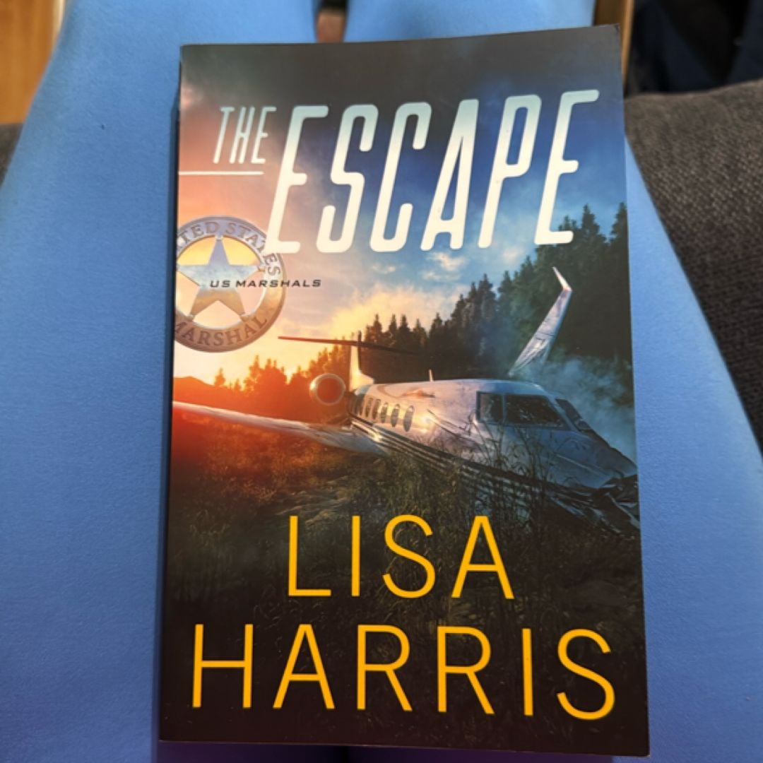 The Escape by Lisa Harris, Paperback | Pangobooks