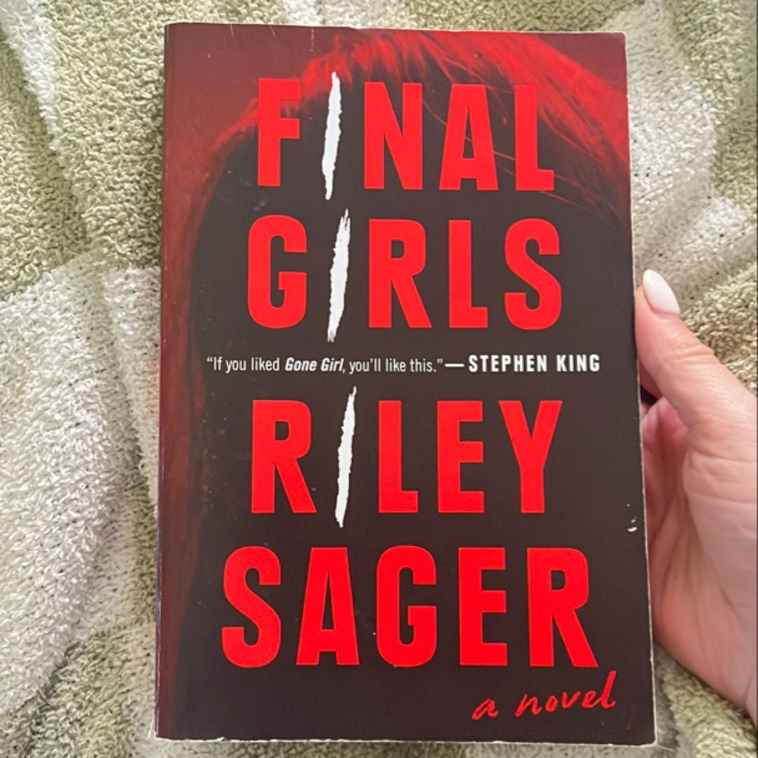 Final Girls by Riley Sager, Paperback | Pangobooks