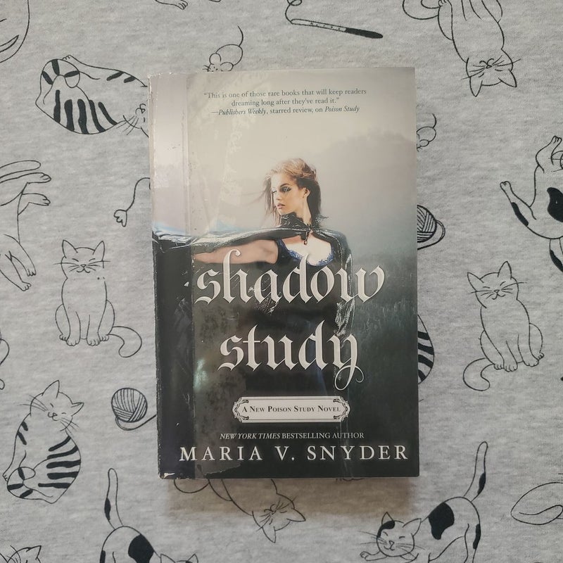 Shadow Study by Maria V. Snyder, Paperback | Pangobooks