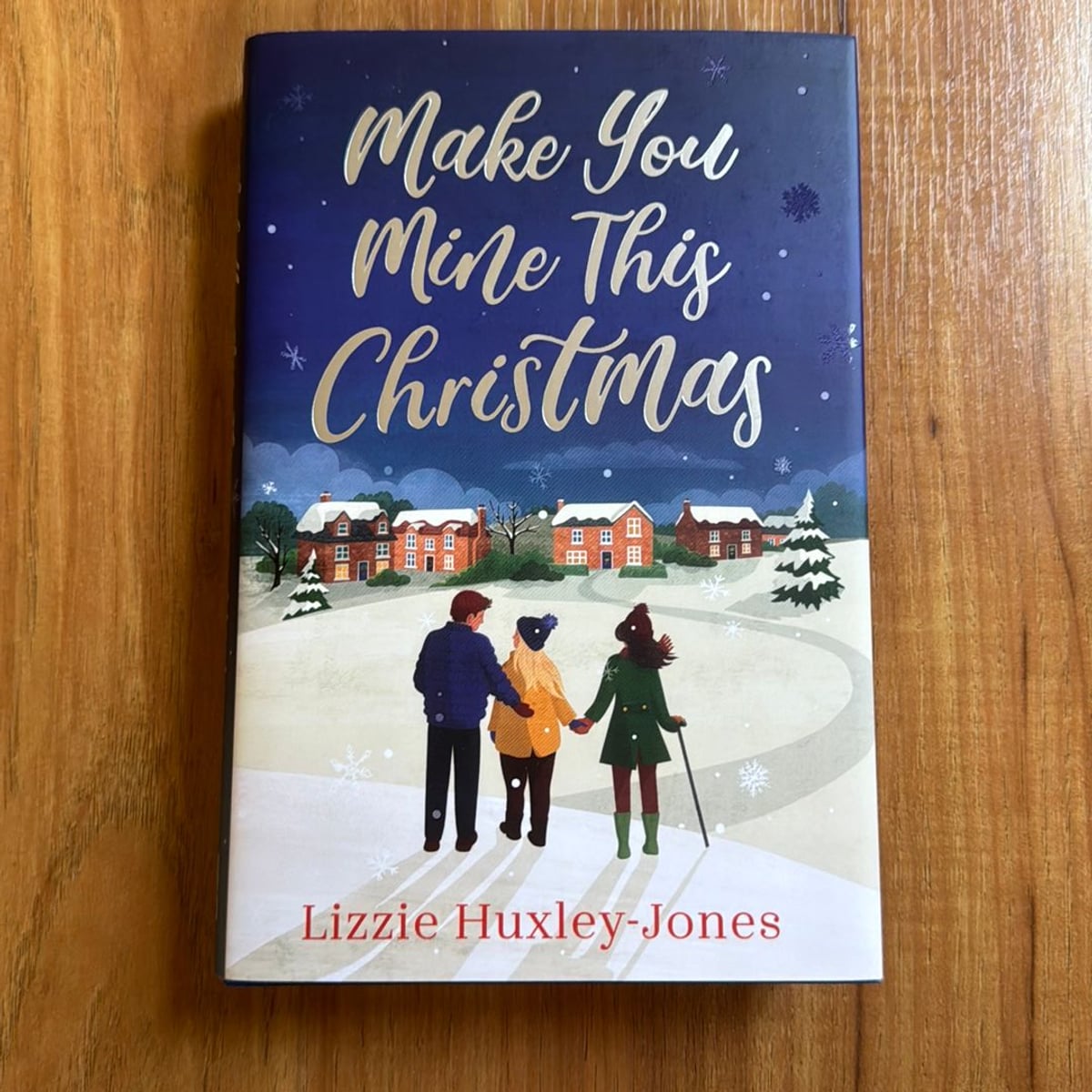 Make You Mine This Christmas by Lizzie Huxley-Jones, Hardcover | Pangobooks