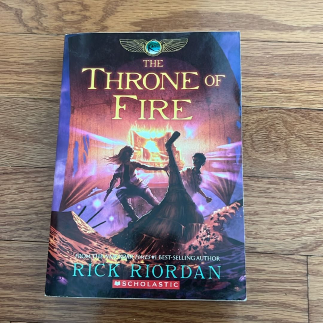 Throne of Fire by Rick Riordan, Paperback | Pangobooks