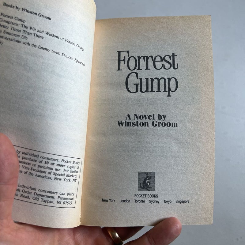 Forrest Gump by Winston Groom, Paperback | Pangobooks