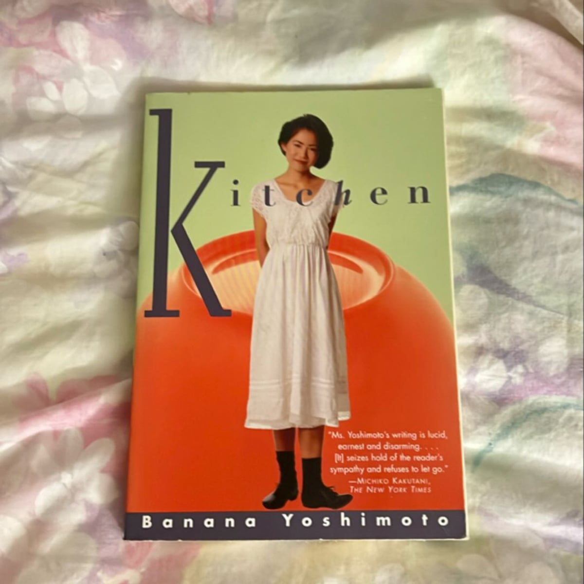 Kitchen by Banana Yoshimoto