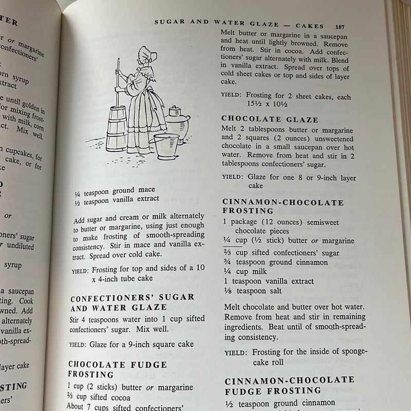 The Spice Cookbook by Avanelle Day, Hardcover | Pangobooks