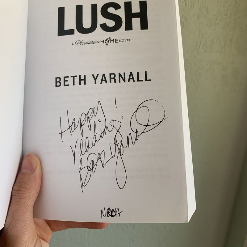 Queen Lilly Fly by Night by Robin Jessup