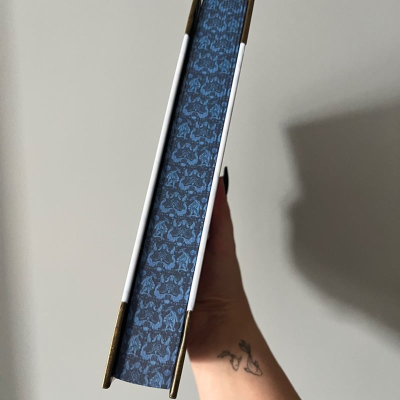 Fourth Wing SIGNED Bookish Box edition by Rebecca Yarros, Hardcover ...