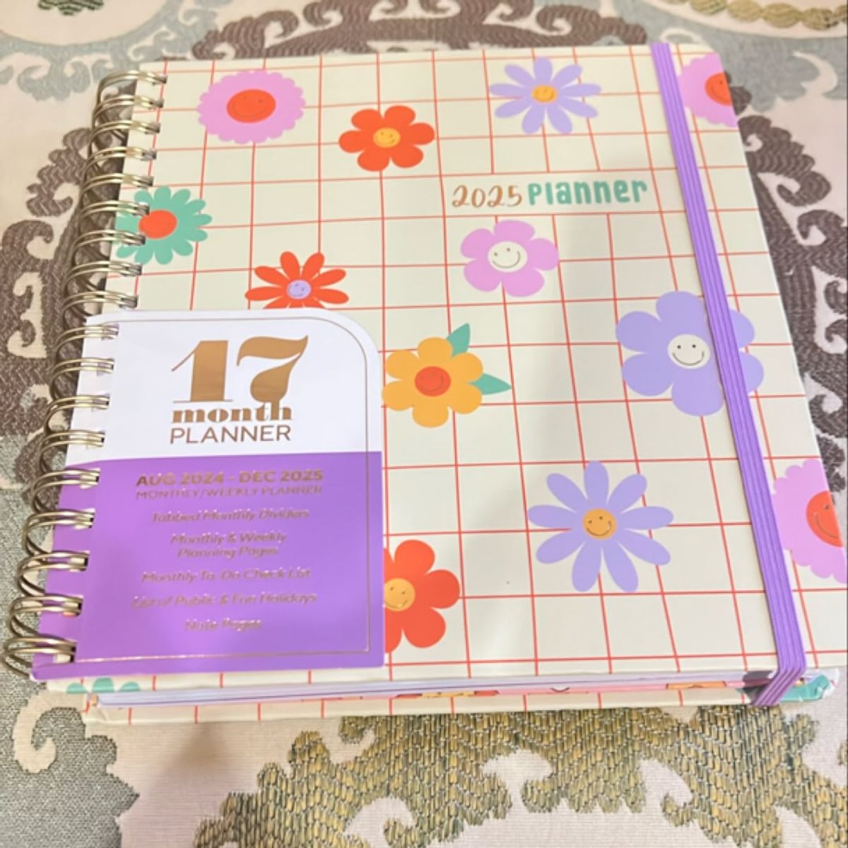 17 month planner by The Creative Expert, Hardcover | Pangobooks
