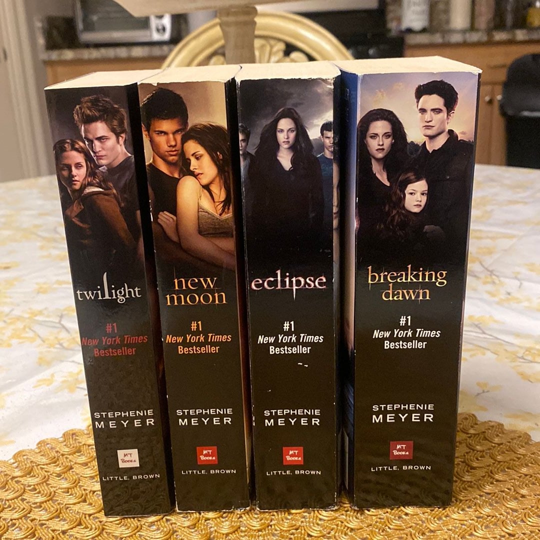 Twilight Saga Movie Cover Set by Stephenie Meyer, Paperback | Pangobooks