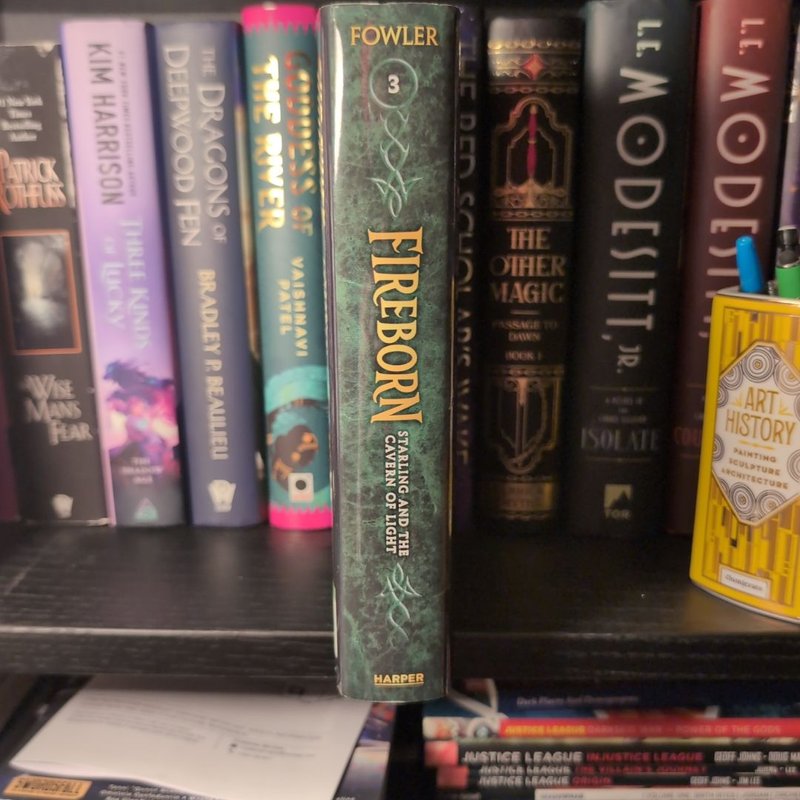 Fireborn: Starling and the Cavern of Light by Aisling Fowler