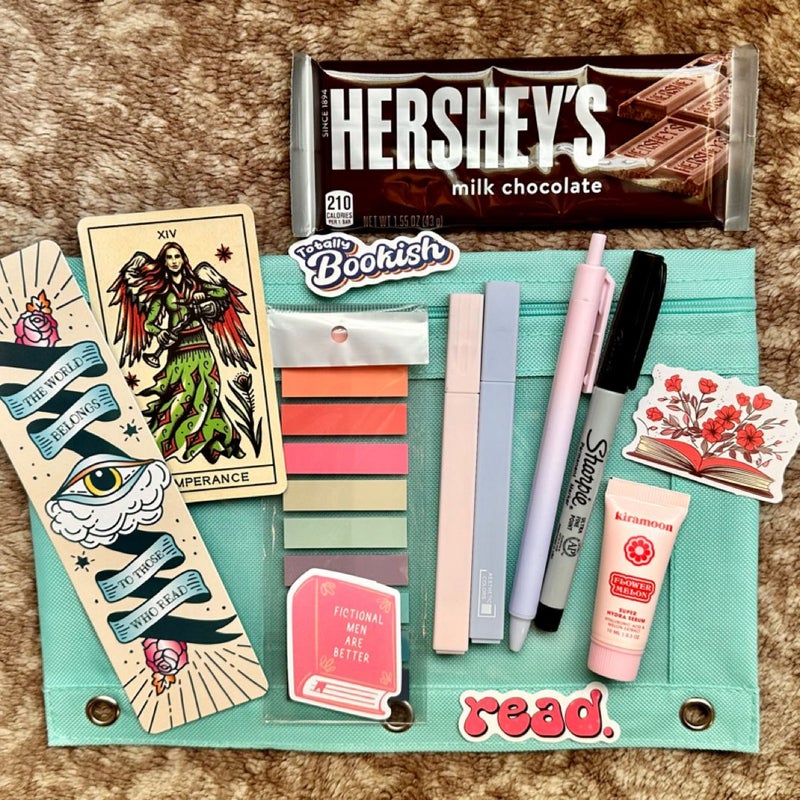 Reading Accessory Kit by None, Paperback | Pangobooks