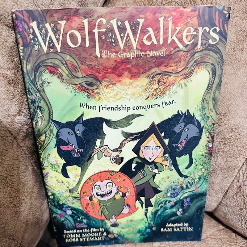 WolfWalkers: the Graphic Novel by Samuel Sattin, Paperback | Pangobooks