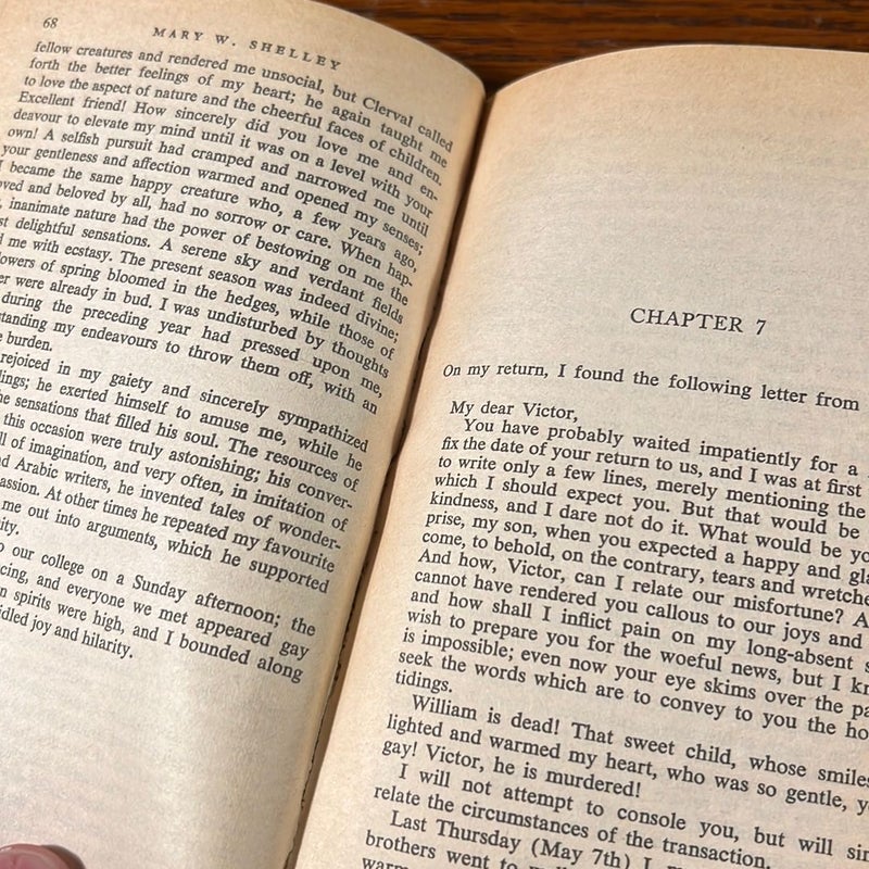 Frankenstein Signet Classic 1965 by Mary Shelley, Paperback | Pangobooks