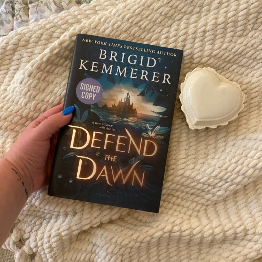 Defend the Dawn by Brigid Kemmerer, Hardcover | Pangobooks