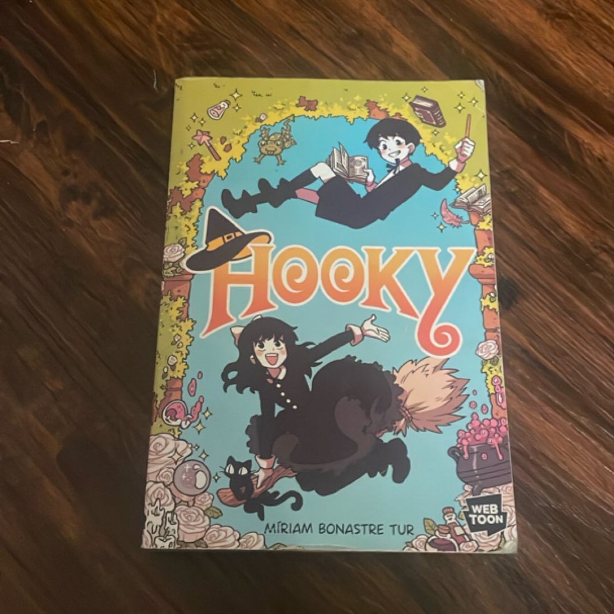 Hooky by Míriam Bonastre Tur