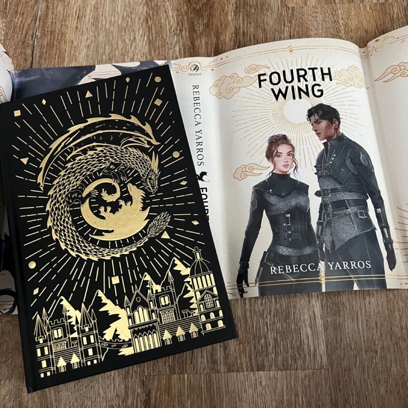 Fourth Wing- Fairyloot exclusive edition. Unsigned by Rebecca Yarros, Hardcover | Pangobooks