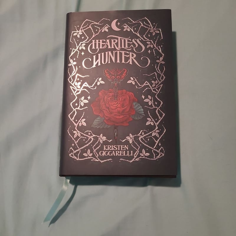 Heartless Hunter (Owlcrate Edition) by Kristen Ciccarelli, Hardcover ...