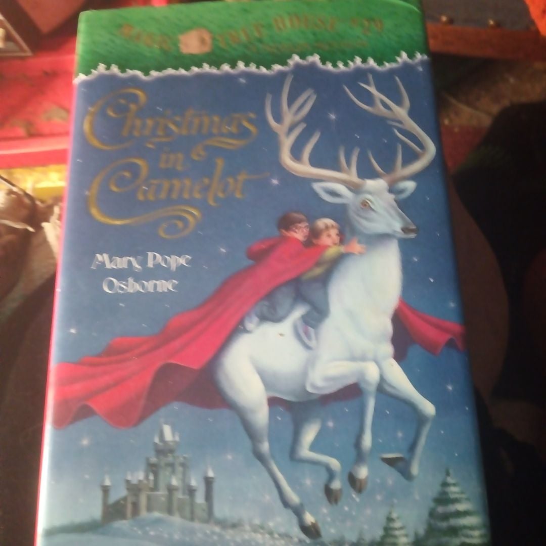 Christmas in Camelot by Mary Pope Osborne, Hardcover | Pangobooks