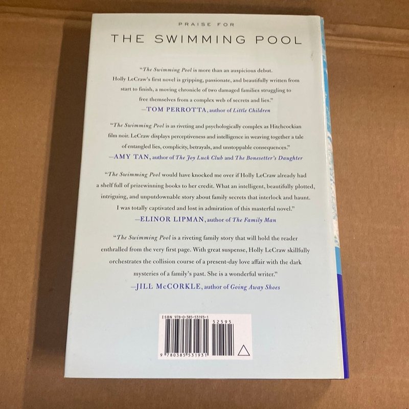 The Swimming Pool by Holly LeCraw, Hardcover | Pangobooks