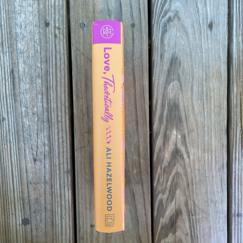 Love, Theoretically by Ali Hazelwood, Hardcover | Pangobooks