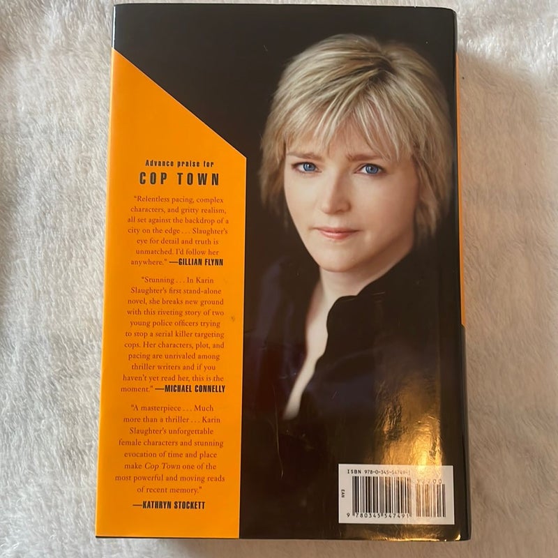 Cop Town by Karin Slaughter, Hardcover | Pangobooks