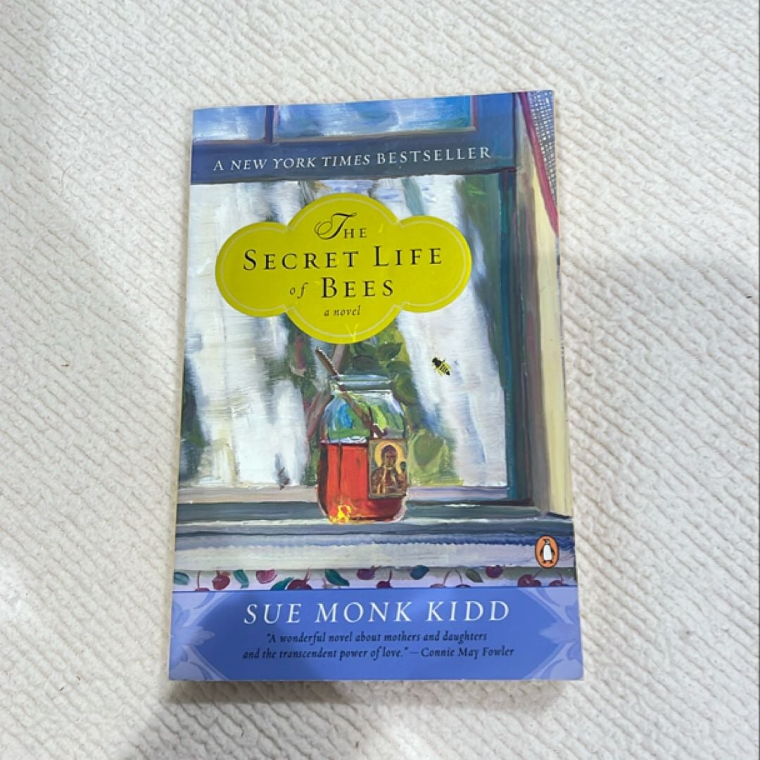 The secret life of bees by Sue Monk Kidd, Paperback | Pangobooks