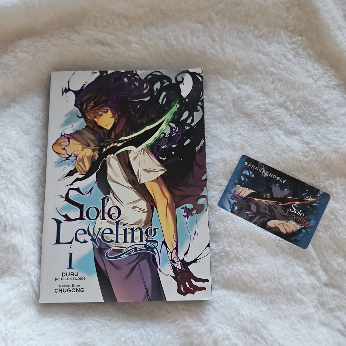 Solo Leveling, Vol. 1 (comic) by Chugong; DUBU, Paperback | Pangobooks