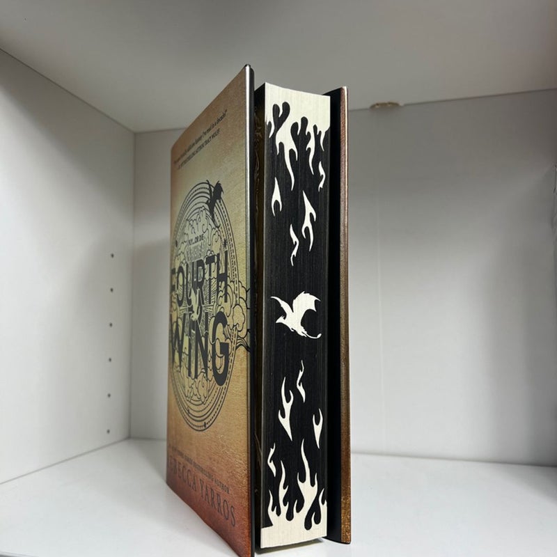 Fourth Wing Sprayed Edges by Rebecca Yarros , Hardcover | Pangobooks