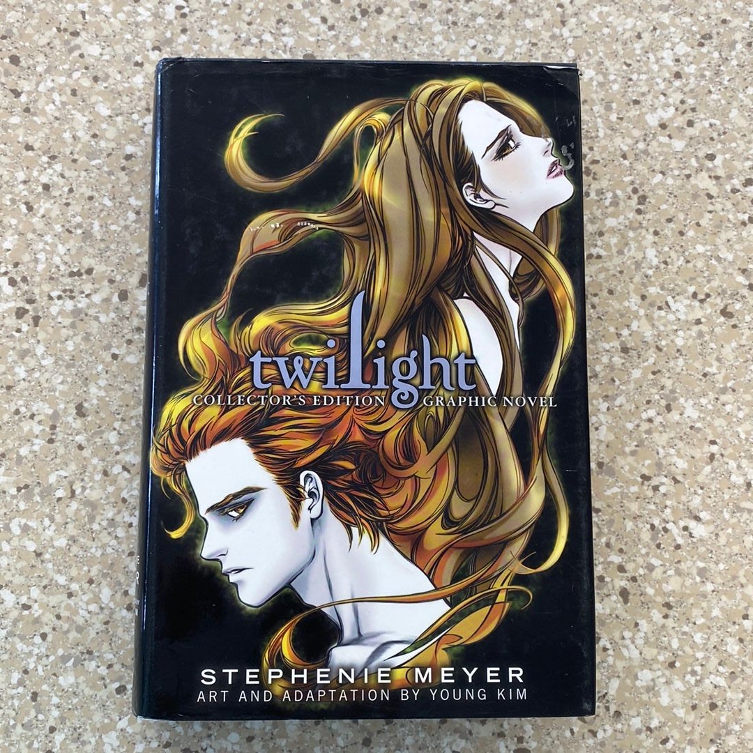 Twilight: the Graphic Novel, Vol. 1 by Stephenie Meyer, Young Kim