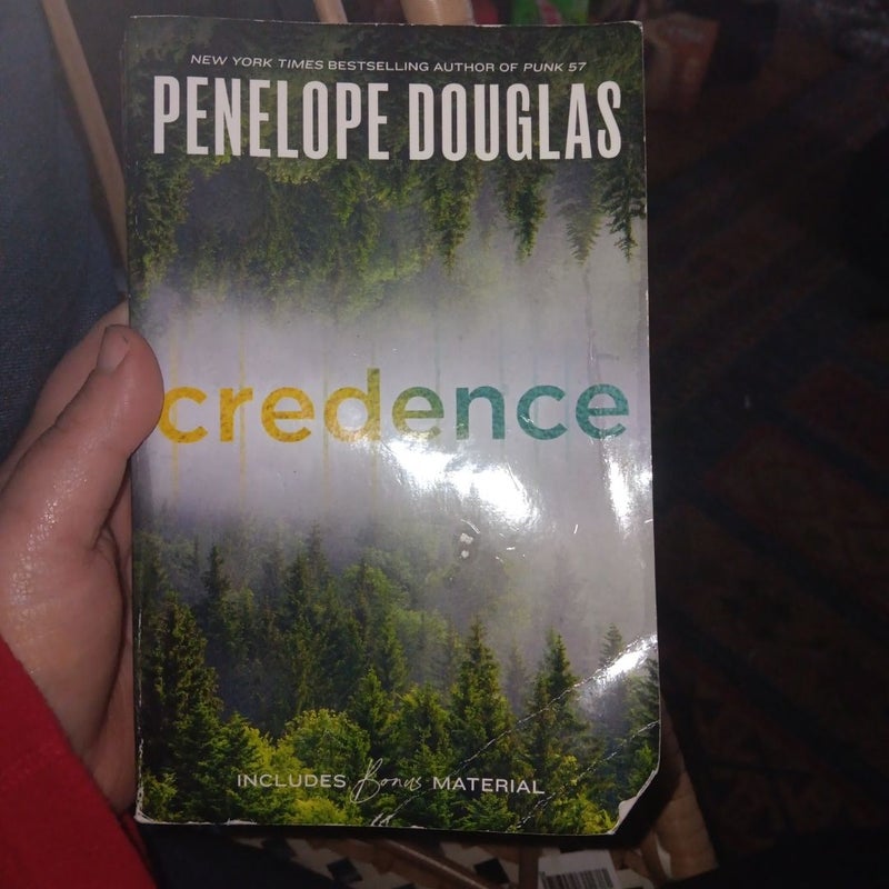 Credence by Penelope Douglas, Paperback | Pangobooks