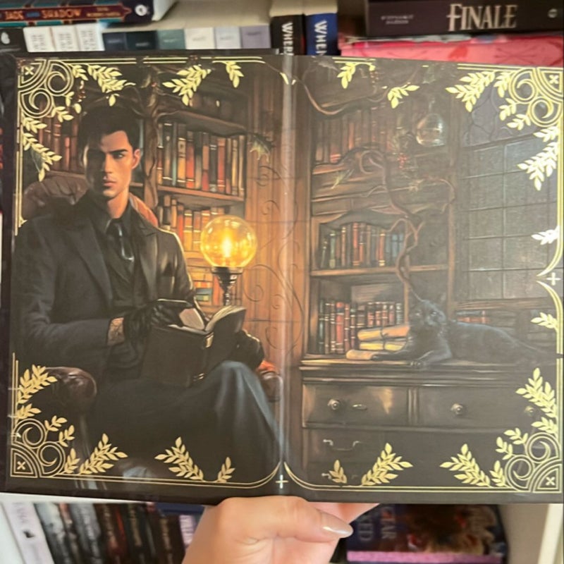 The Wren in the Holly Library (Deluxe Limited Edition) by K. A. Linde