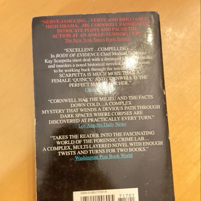 Body of Evidence by Patricia Cornwell, Paperback | Pangobooks