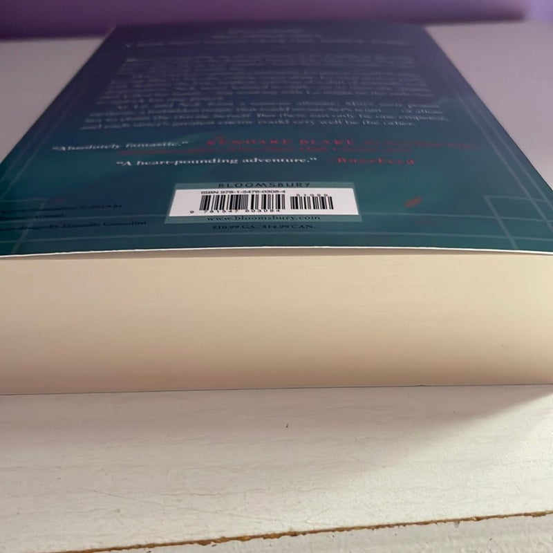 The Girl King by Mimi Yu, Paperback | Pangobooks