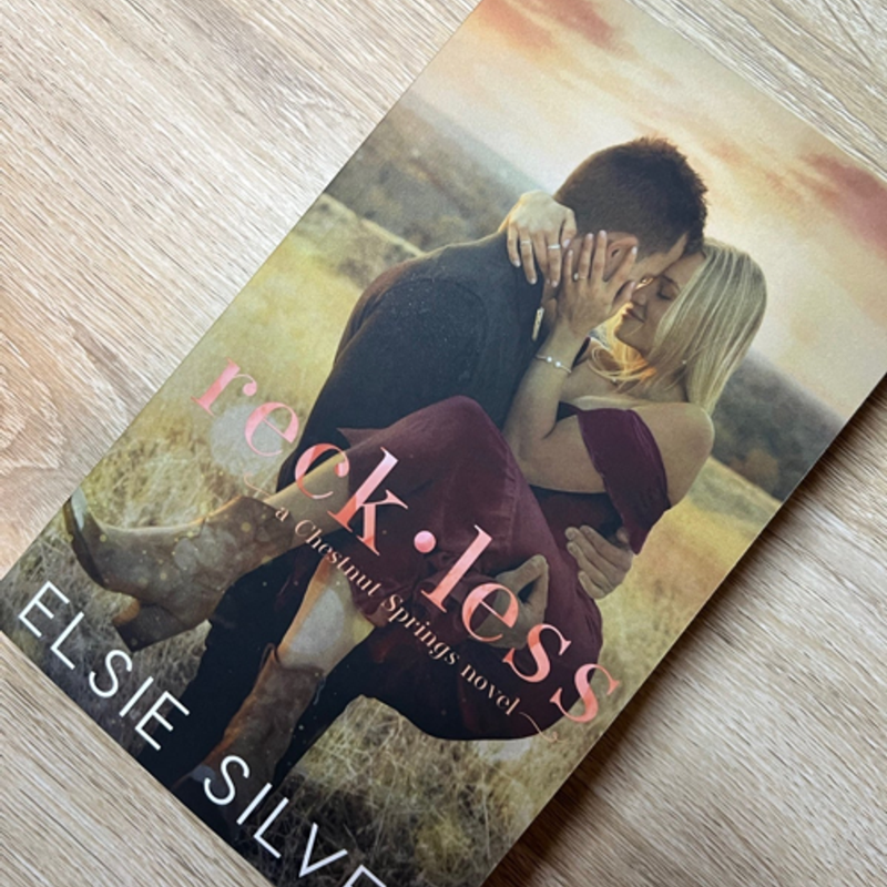 Reckless OOP people cover by Elsie Silver , Paperback | Pangobooks