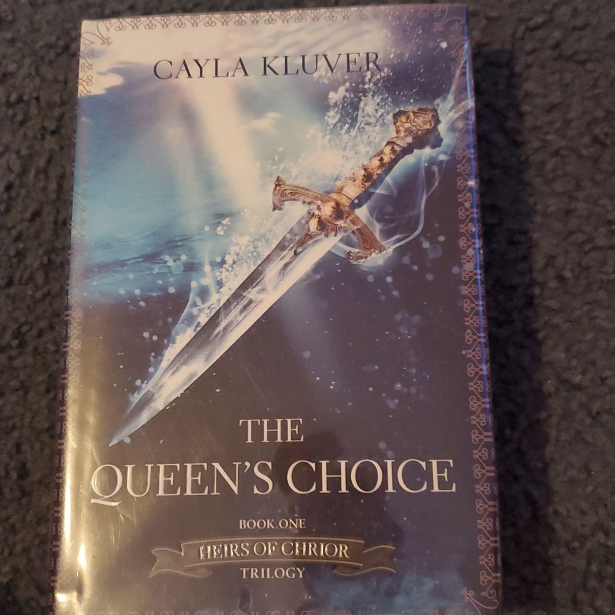 The Queen's Choice by Cayla Kluver, Hardcover | Pangobooks