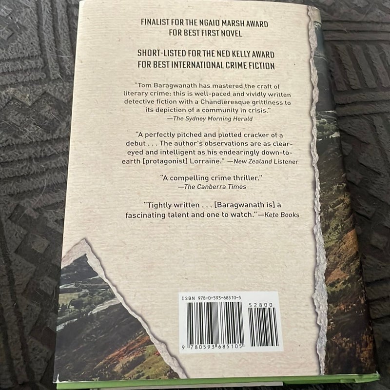 Paper Cage by Tom Baragwanath, Hardcover | Pangobooks