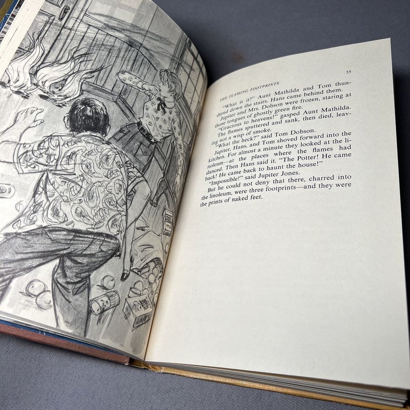 Alfred Hitchcock and the Three Investigators in The Mystery of the ...