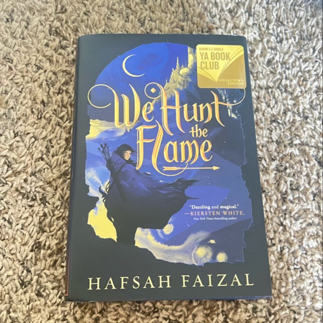 We Hunt the Flame by Hafsah Faizal, Hardcover | Pangobooks