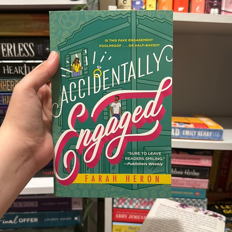 Accidentally Engaged by Farah Heron, Paperback | Pangobooks