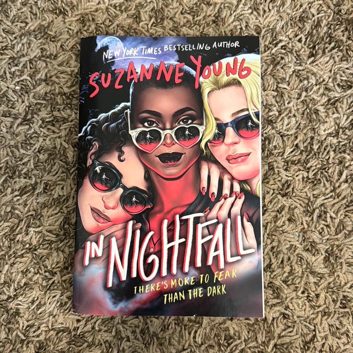 In Nightfall by Suzanne Young, Paperback | Pangobooks