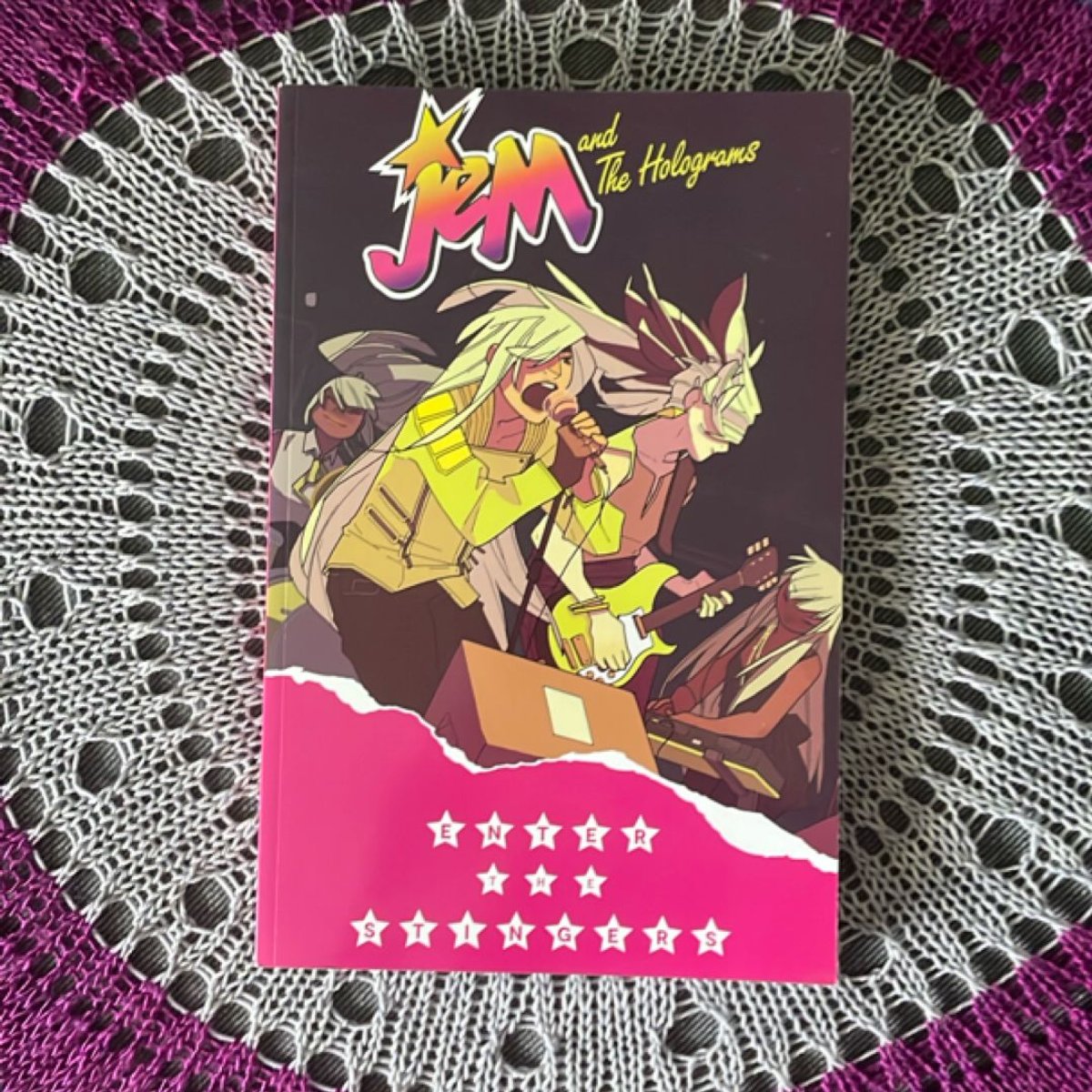 Jem and the Holograms, Vol. 4: Enter the Stingers by Kelly Thompson
