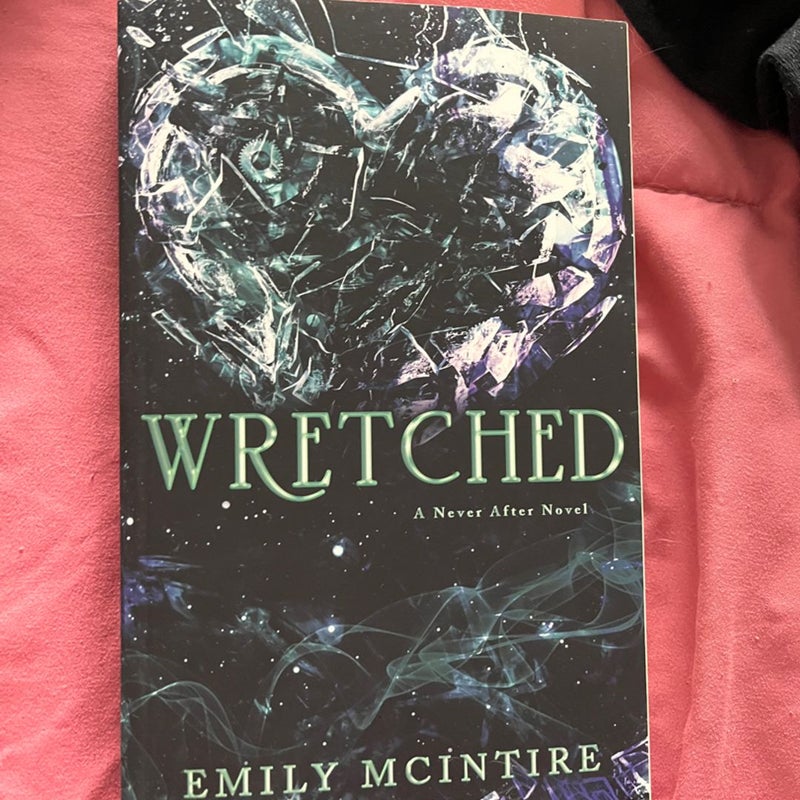 Wretched by Emily McIntire, Paperback | Pangobooks