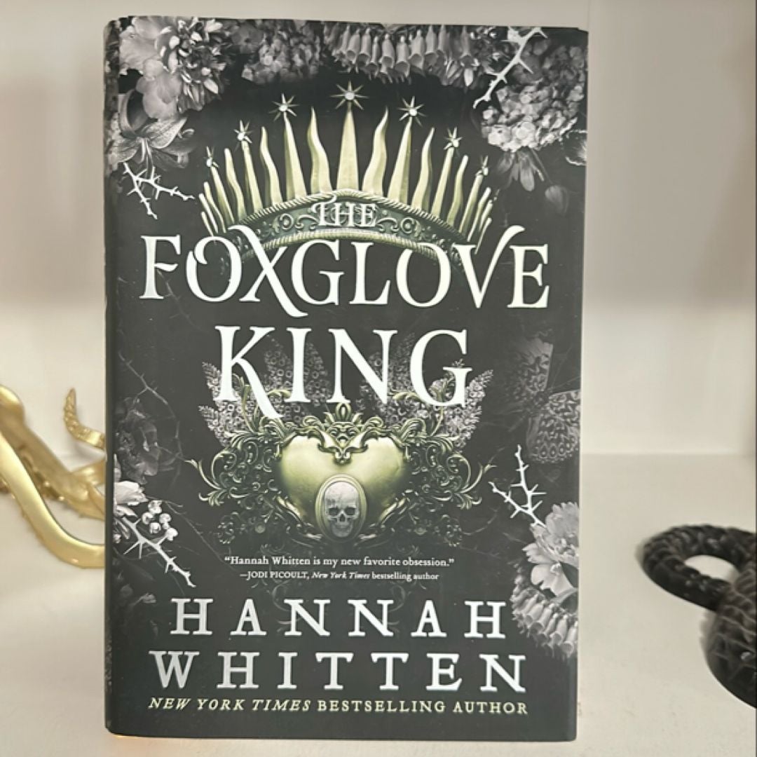 The Foxglove King by Hannah Whitten, Hardcover | Pangobooks