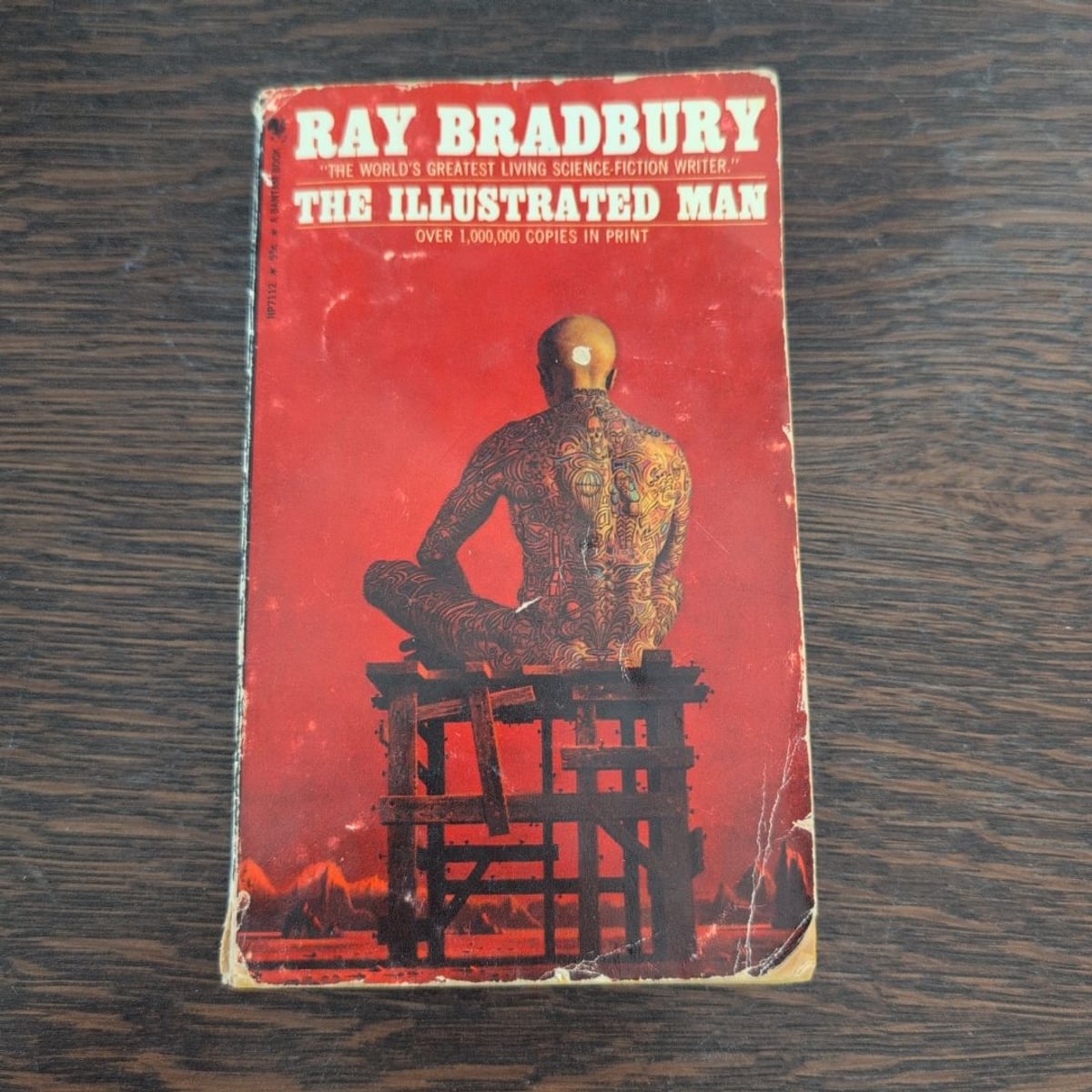 The Illustrated Man by Ray Bradbury, Paperback | Pangobooks