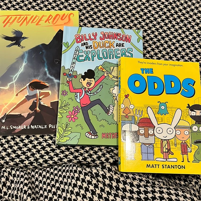 Graphic Novels 3 book bundle by Matt Stanton, Paperback | Pangobooks