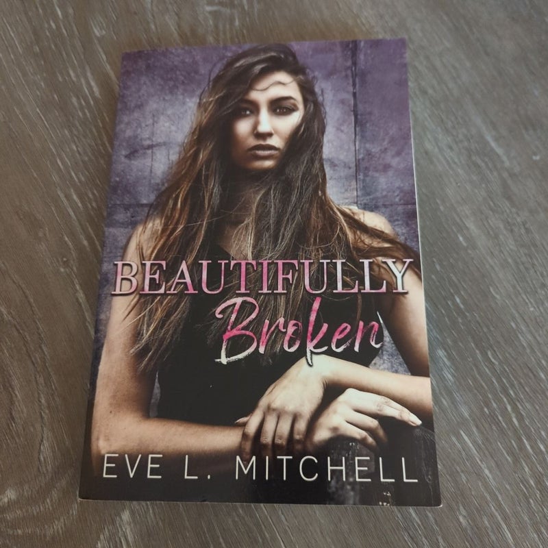 Beautifully Broken by Eve L. Mitchell, Paperback | Pangobooks