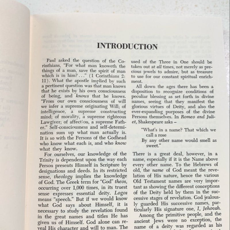 All the Divine Names and Titles in the Bible by Herbert Lockyer