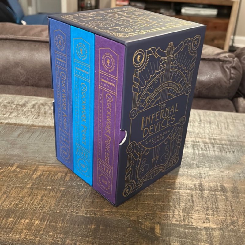 The Infernal Devices — SIGNED Illumicrate Special Edition Trilogy by ...
