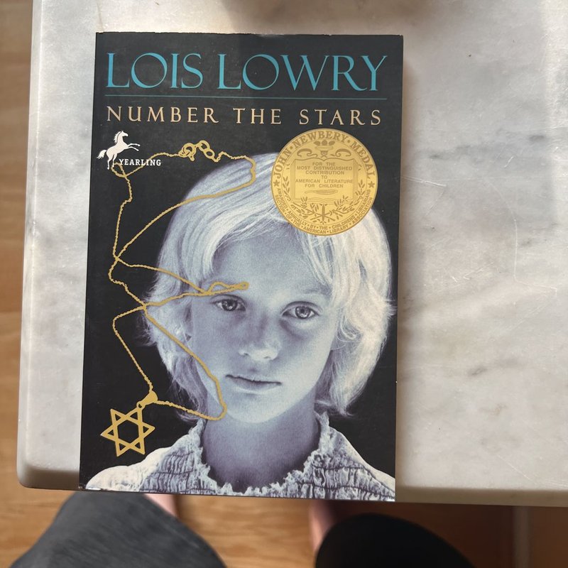 Number the Stars by Lowry Lois, Paperback | Pangobooks